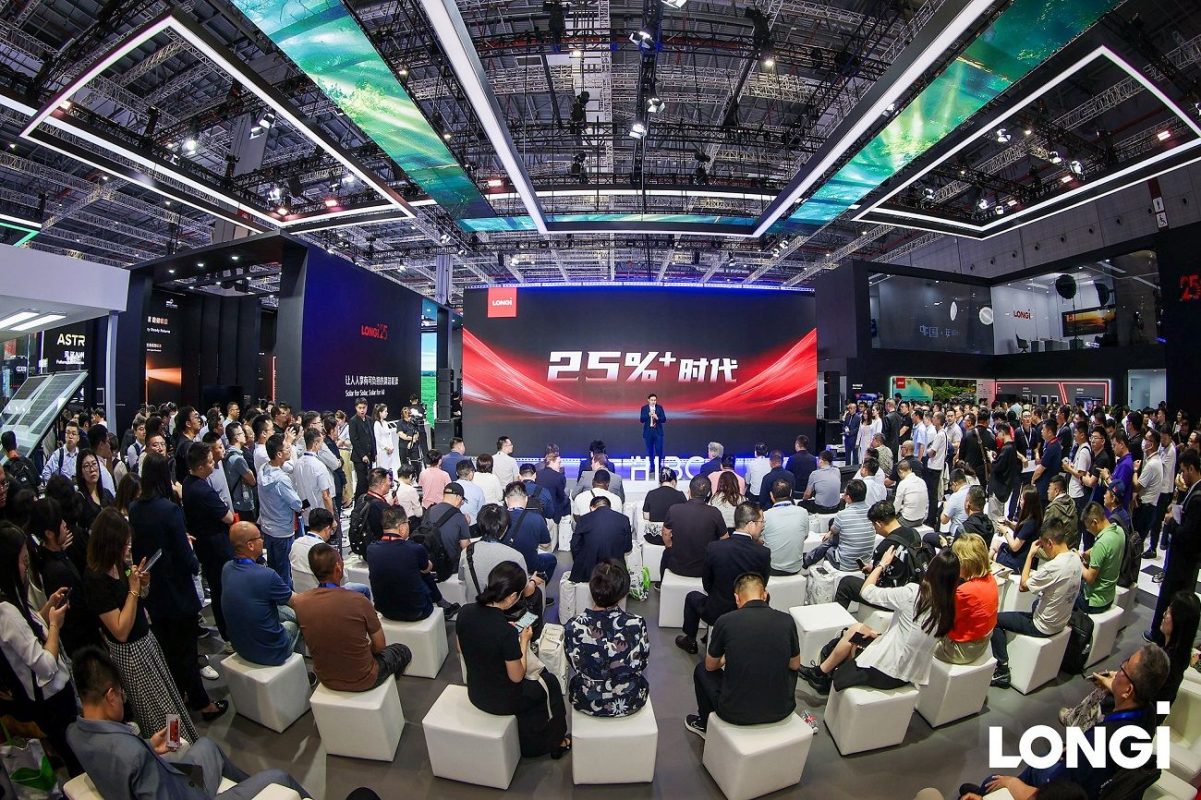 Longi solar chính thức ra mắt siêu phẩm LONGI HiMO S10 700W - Solar ...